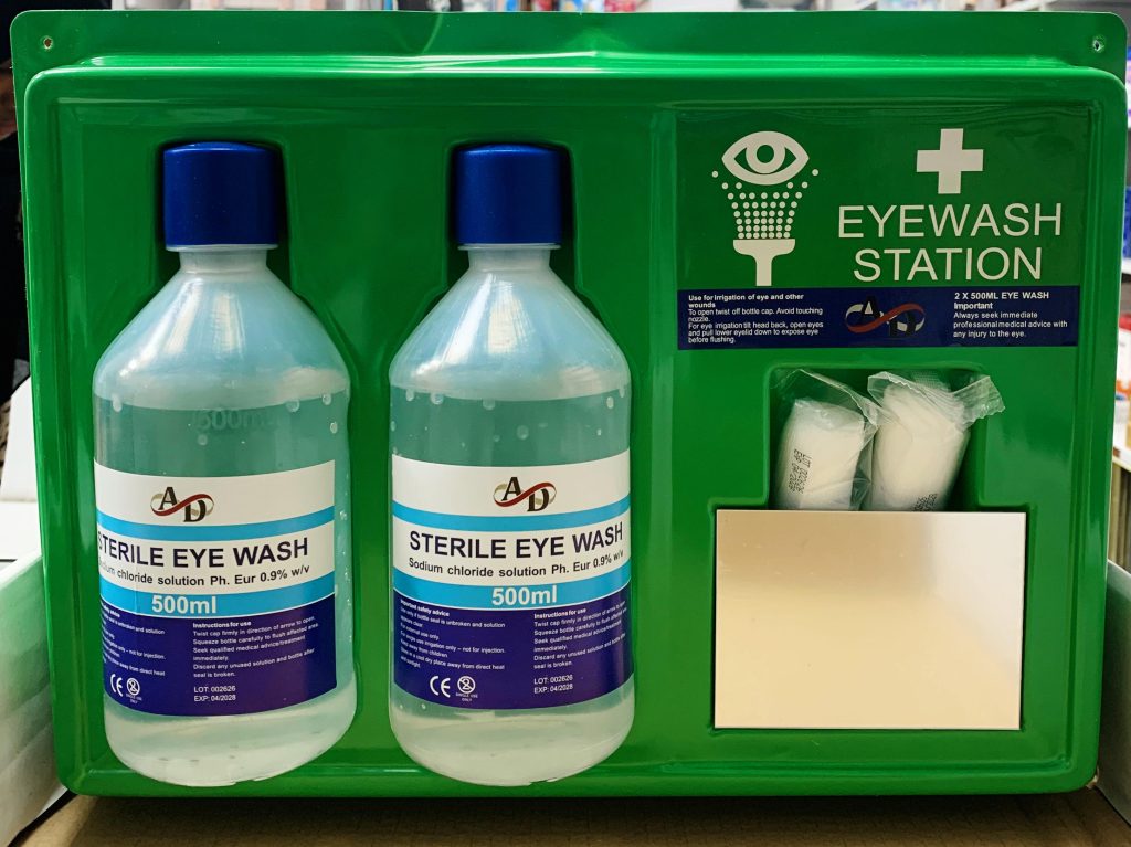 Eye Wash Station 2x500ml - GulfPhysio - UAE's Online Physiotherapy Store