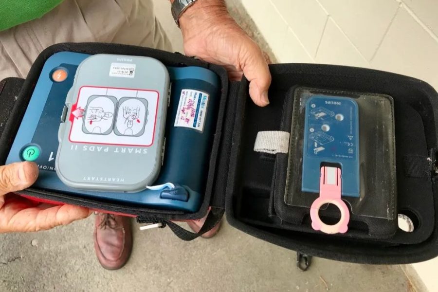 The Basics of AEDs: Keeping It Up to Date - GulfPhysio - UAE's Online Physiotherapy Store